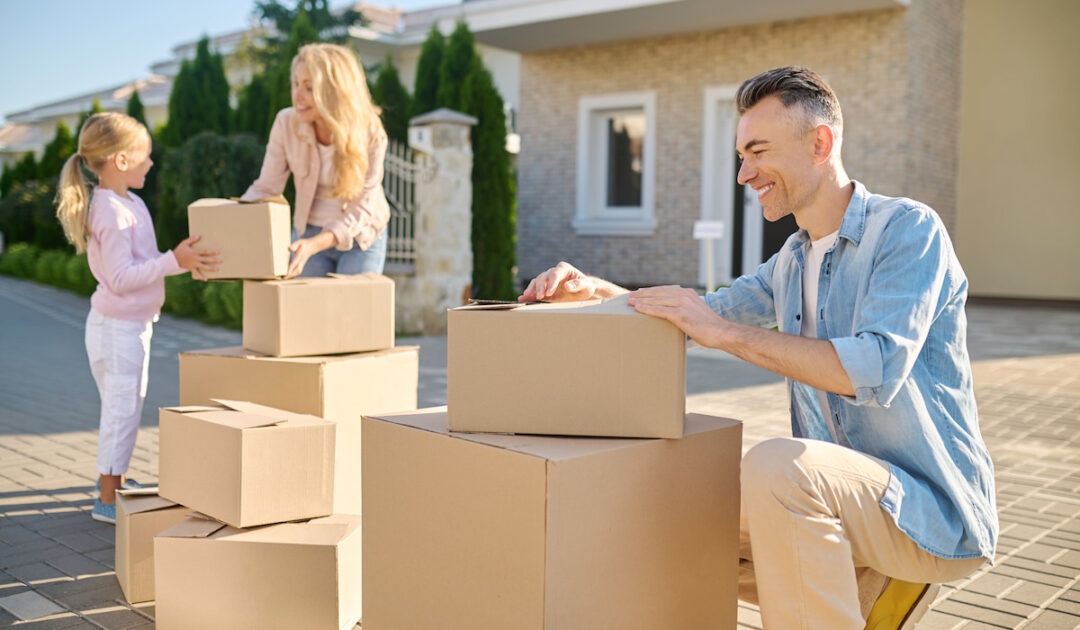 13 Tips for Moving Out of State on a Budget - Hassle Free Savings